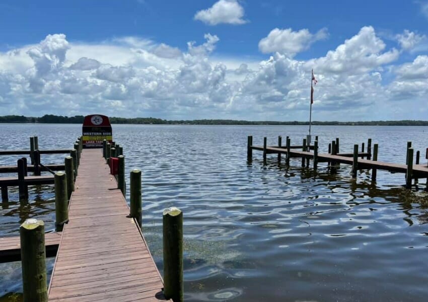 waterfront restaurants in tarpon springs
