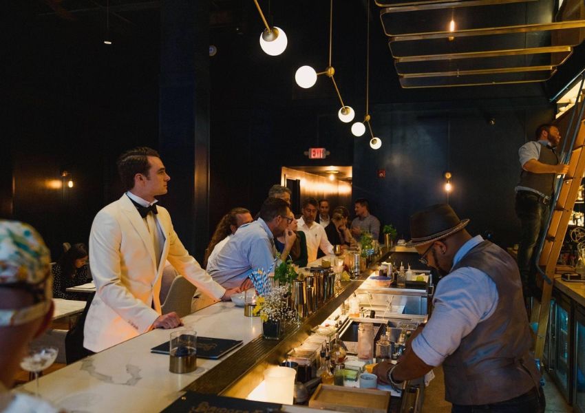 Bridges & Bourbon-best whiskey spots in pittsburgh