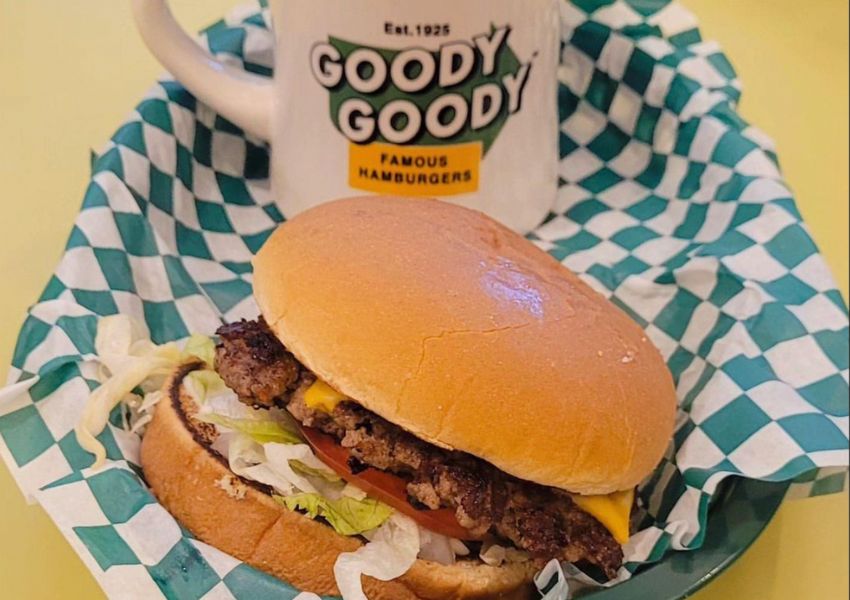 Your Guide to Tampa Airport Restaurants: Pro Tips & More